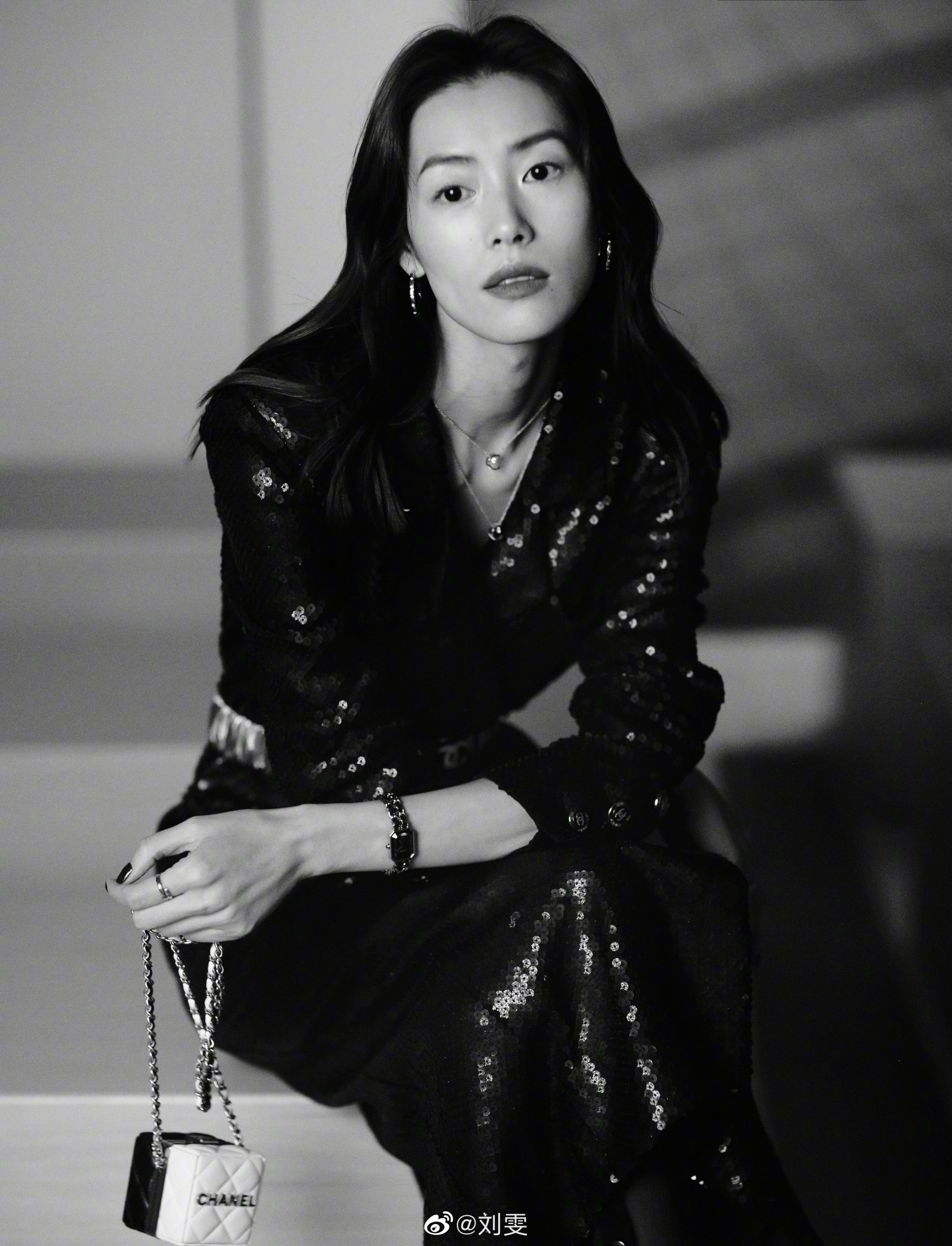 สับๆ ฉบับตัวแม่! นางแบบจีนหลิวเหวิน เฉิดฉายงานระดับโลกรัวๆ!