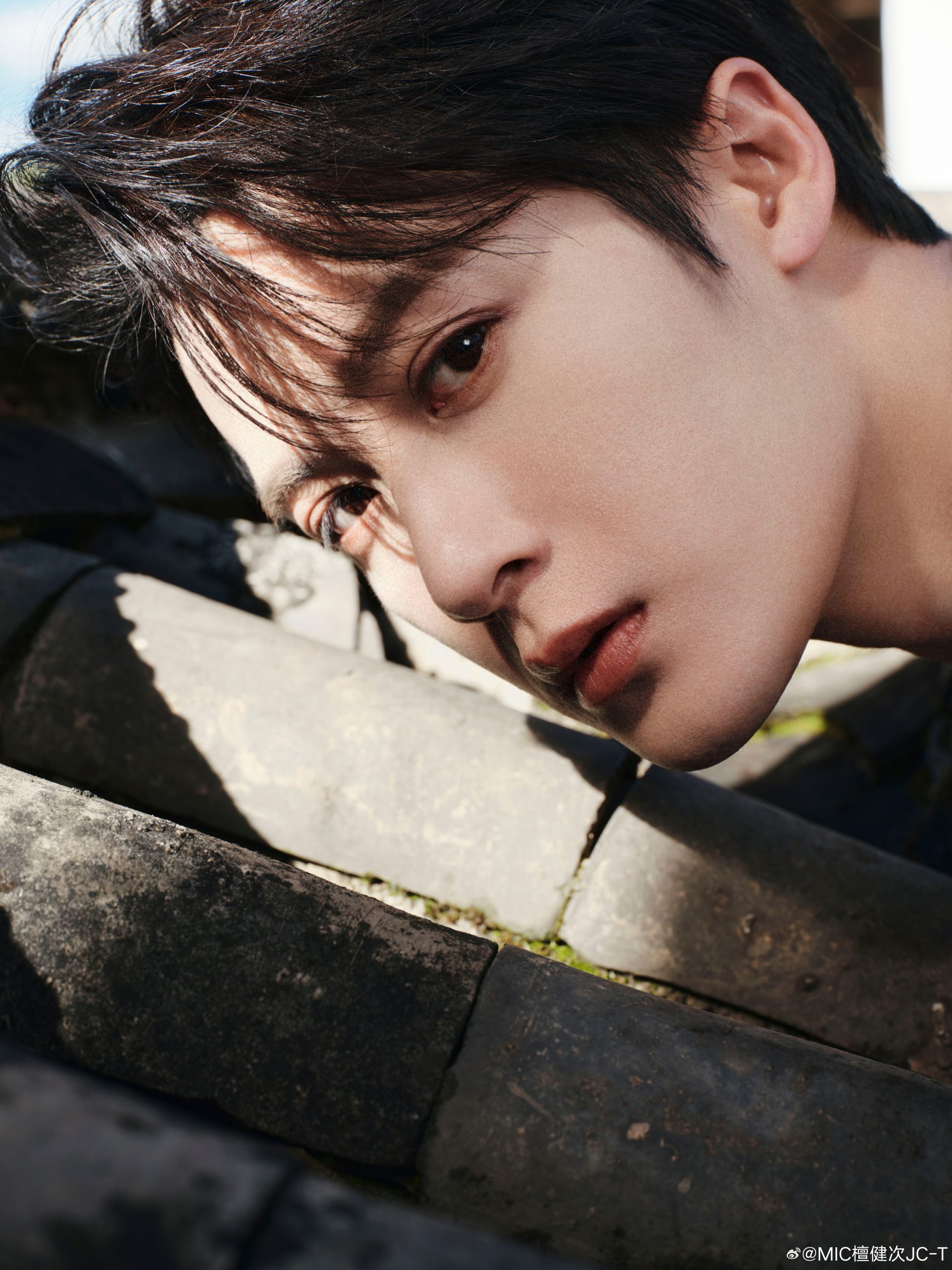 เปิดวาร์ป ถานเจี้ยนซื่อ จากนักร้องไอดอลสู่พระเอกเจ้าของซีรี่ย์จีนสุดฮิต!!