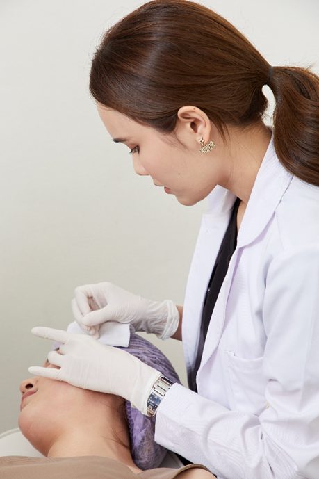 อัพลุคสวย เพิ่มความมั่นใจให้ใบหน้าที่ Patcha Clinic