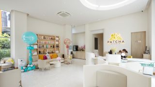แก้ปัญหาริ้วรอย ใต้ตาคล้ำ อัปผิวฟูดูไบรท์ด้วยเทคนิคน่าสนใจจาก Patcha Clinic