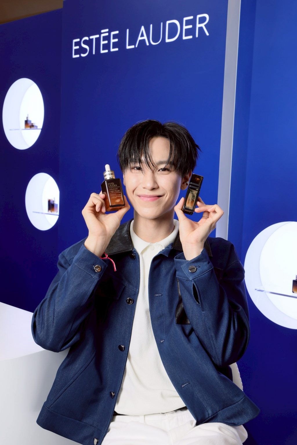 'จูเนียร์ - มาร์ค' เช็กอินงาน Estee Lauder Night Skin Science Center